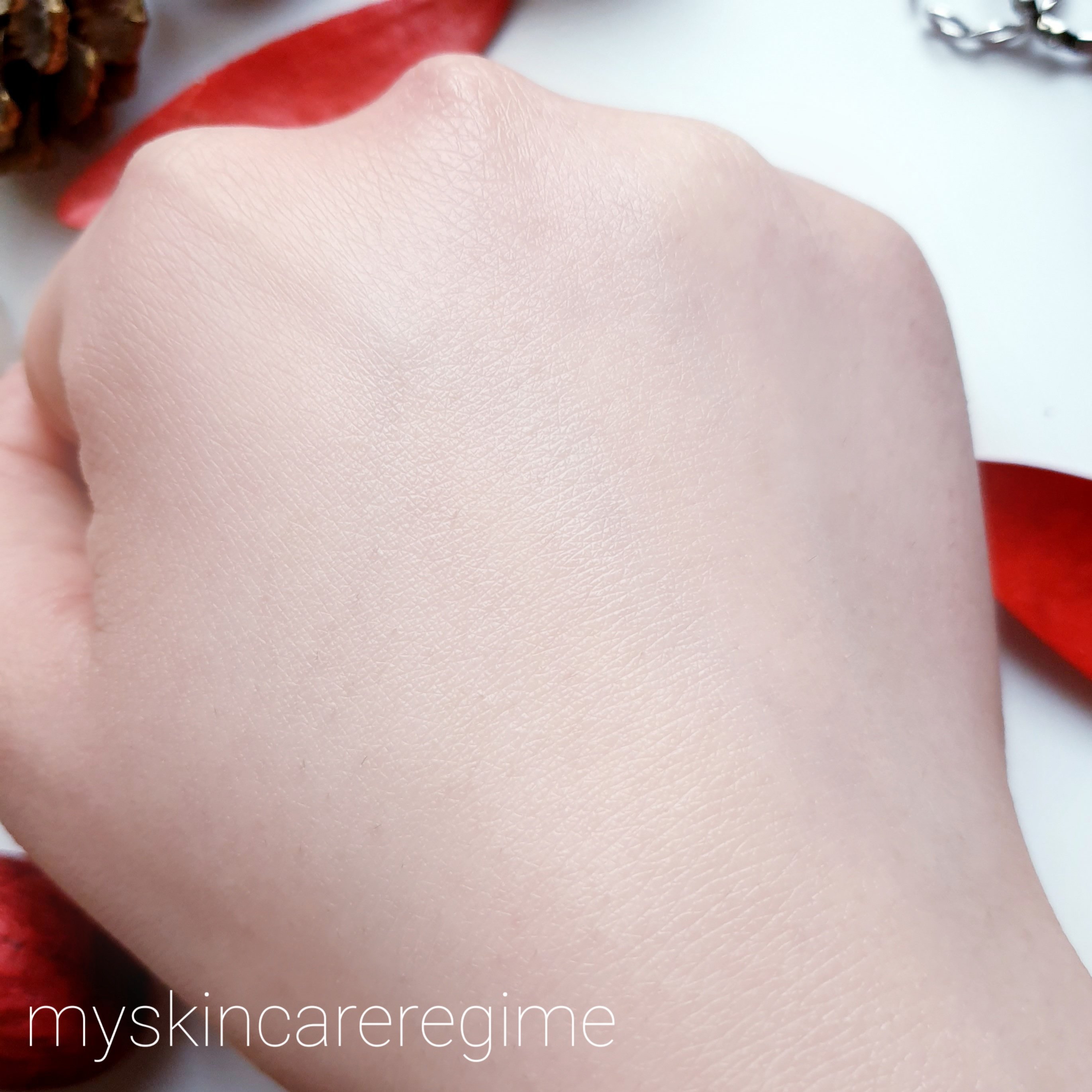 Review: Kao Biore UV Aqua Rich Watery Essence Sunscreen SPF50+ PA ...