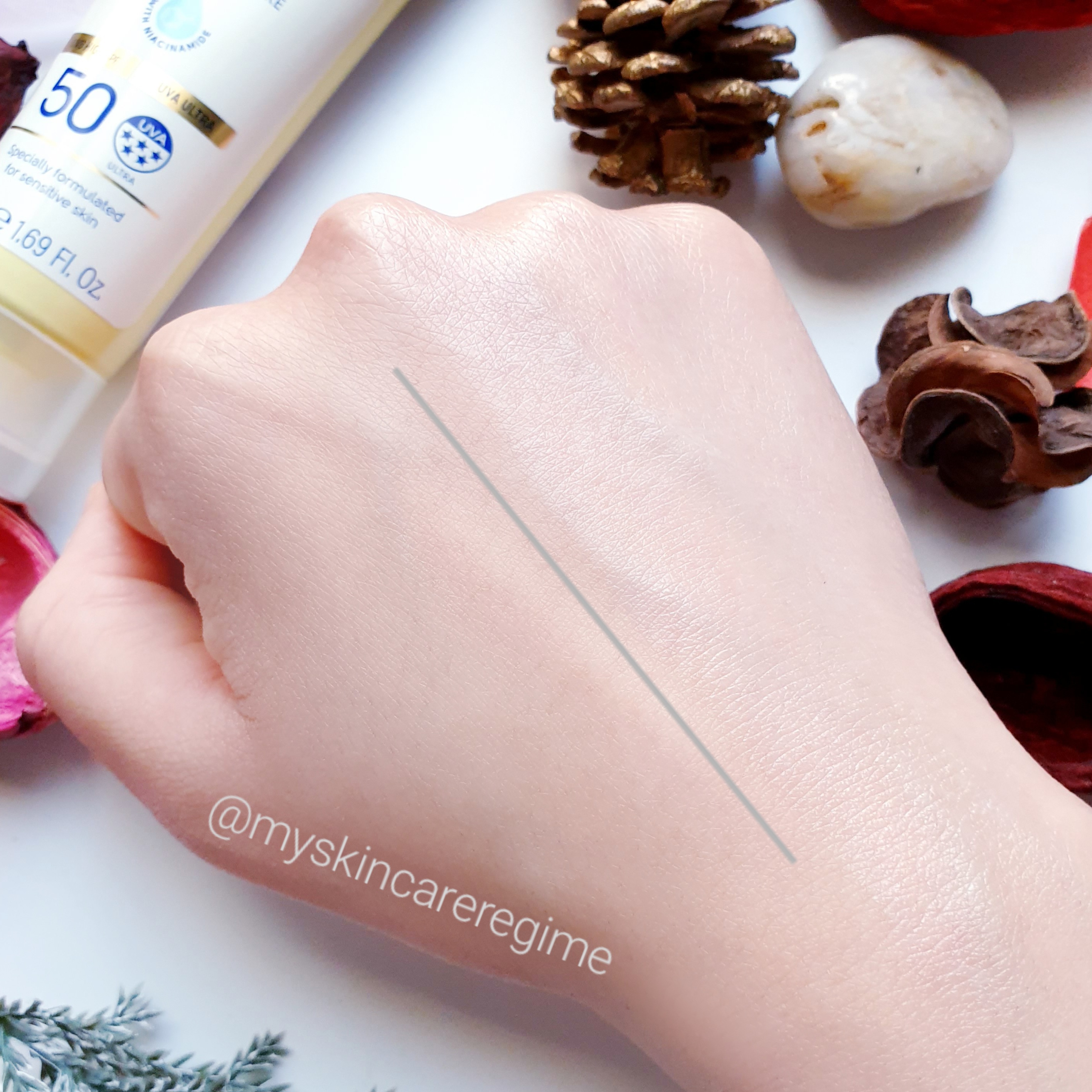 Review: Soltan Hydrating Sensitive Protect Facial Suncare Cream With ...